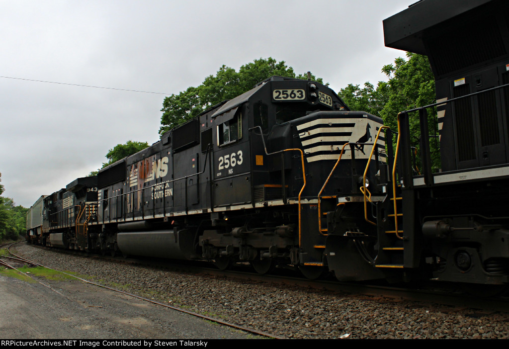 NS 2563NS 2563 trailed on N